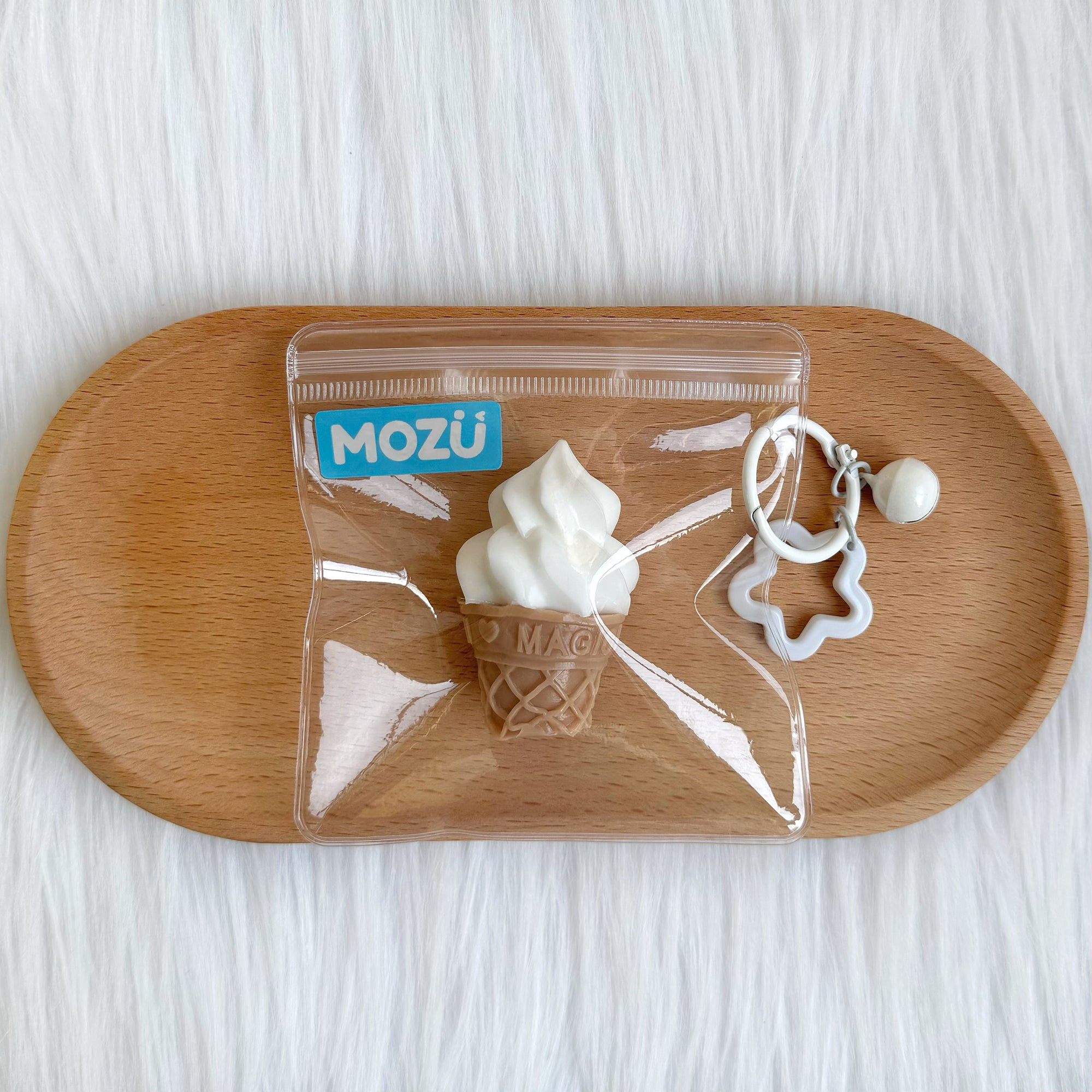 MOZÜ - Ice Cream Keychain Squishy Toy